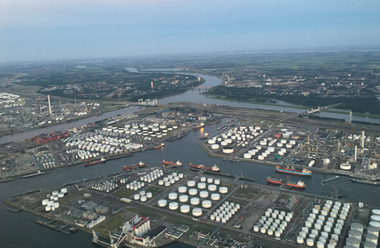 BP abandons plans for biofuels plant in Rotterdam port - DutchNews.nl
