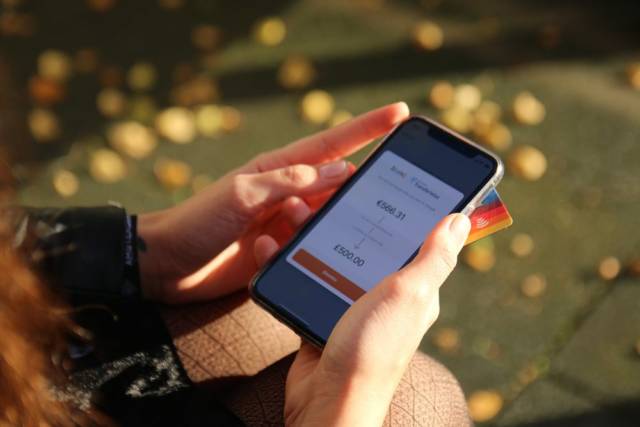 Bunq paid €10 million to victims of scammers last year - DutchNews.nl