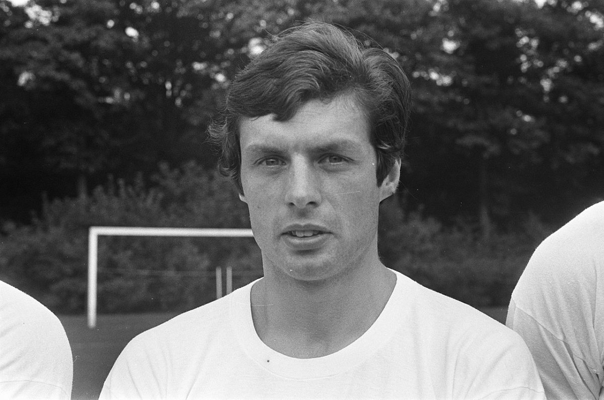 Ajax's pioneering wing-back of the 1970s, Wim Suurbier, dies aged 75 ...