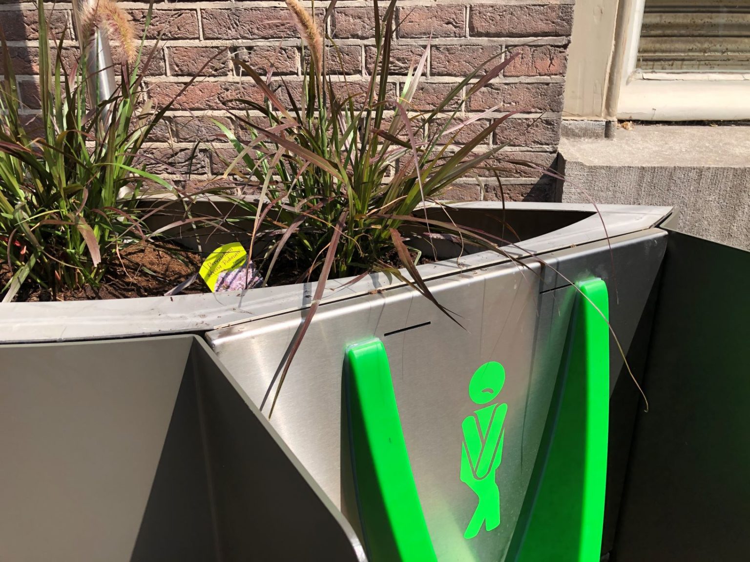 Mind your Ps: Amsterdam installs plant pot street urinals to improve ...