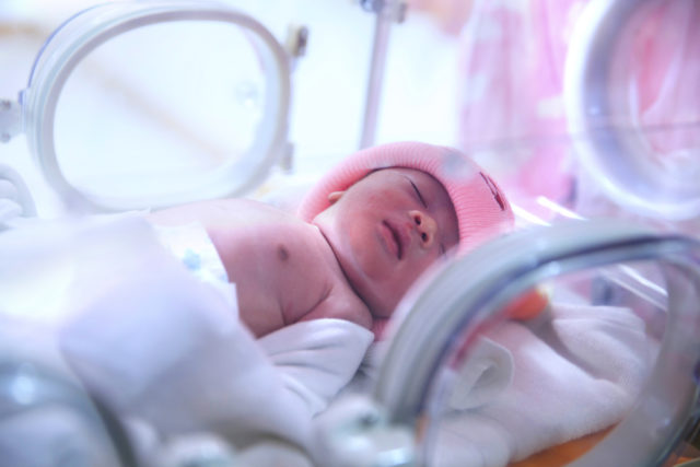 Hospital in Almere closes neonatal unit over MRSA infections - DutchNews.nl
