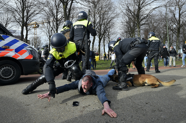 Amnesty International calls for probe into police Malieveld violence ... Amnesty International calls for probe into police Malieveld violence ...