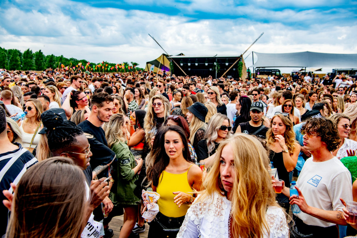 More 'test for entry' concerns after infected man is cleared for night ...