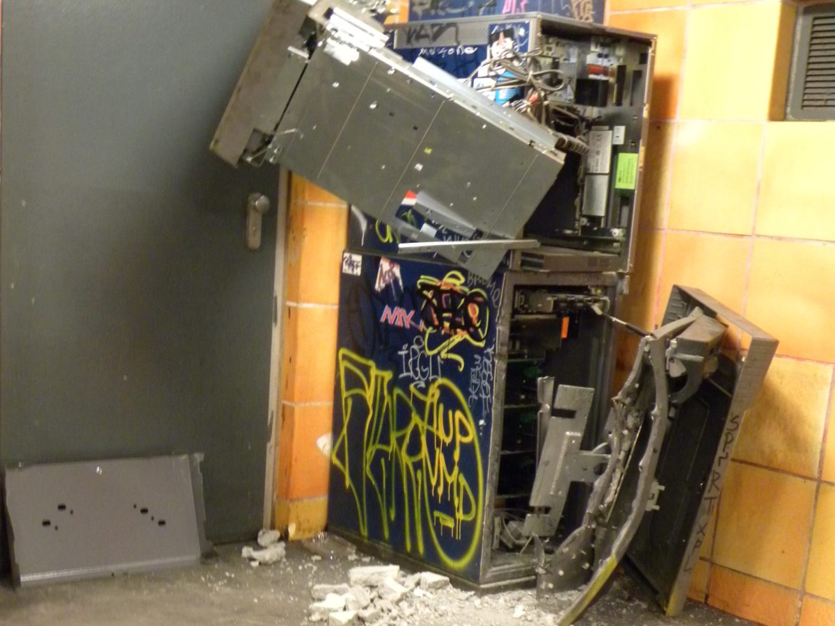 15 members of an ATM explosion gang are jailed in Germany - DutchNews.nl