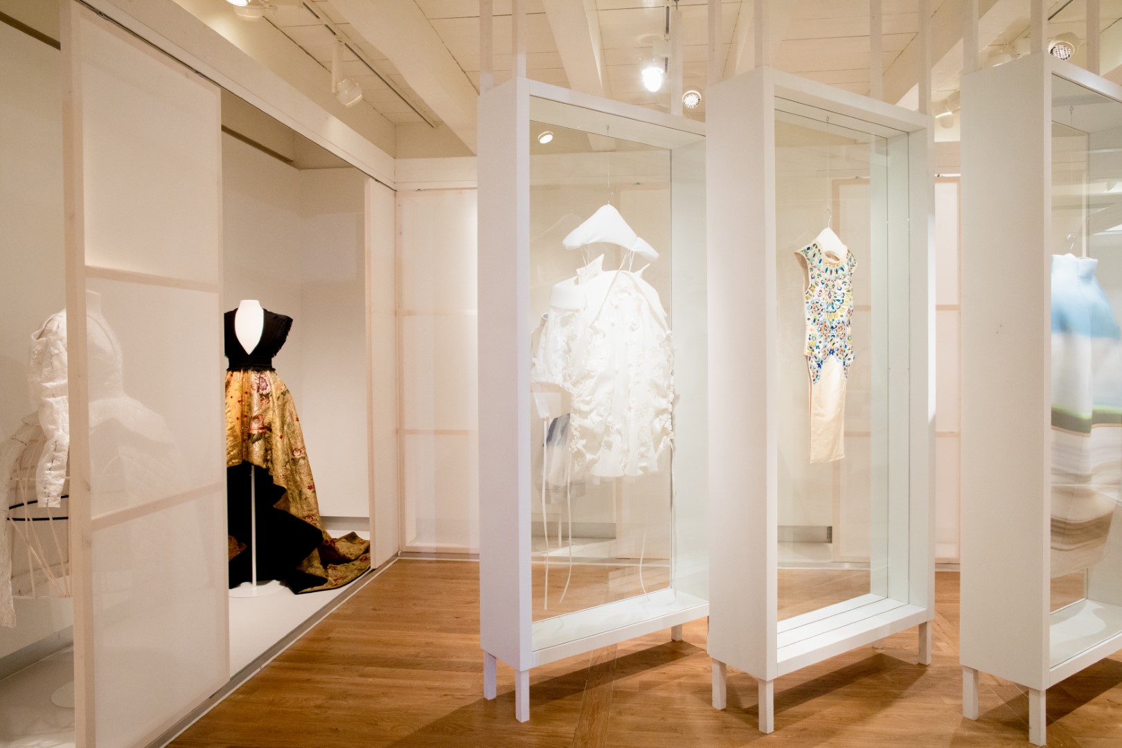 Continue This Thread – Fashion designers give voice to the ‘whispered ...