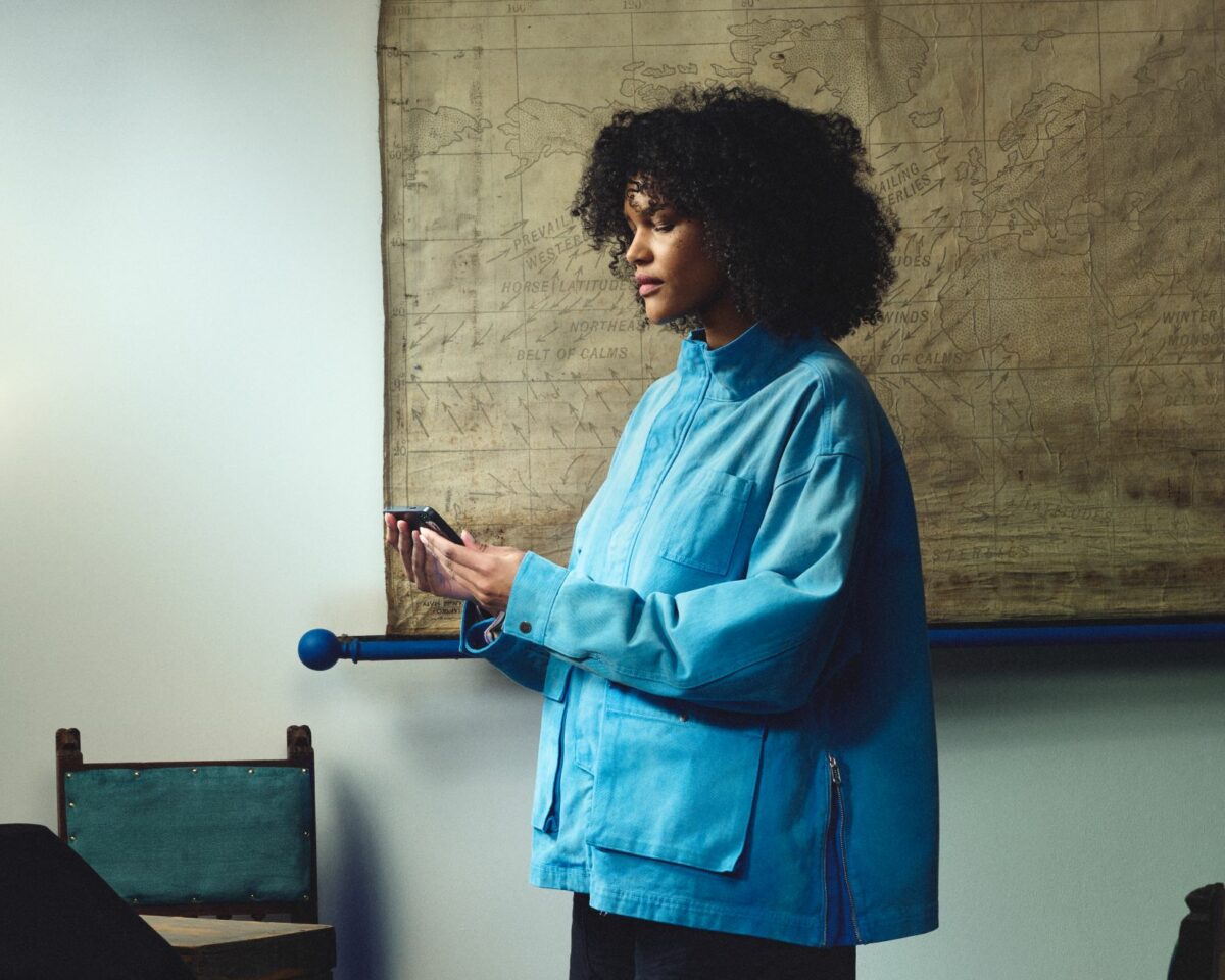 Vermeer's iconic images hit street fashion and surf boards - DutchNews.nl