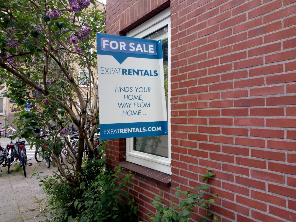 Dutch housing rents continue to rise as more landlords sell up ...