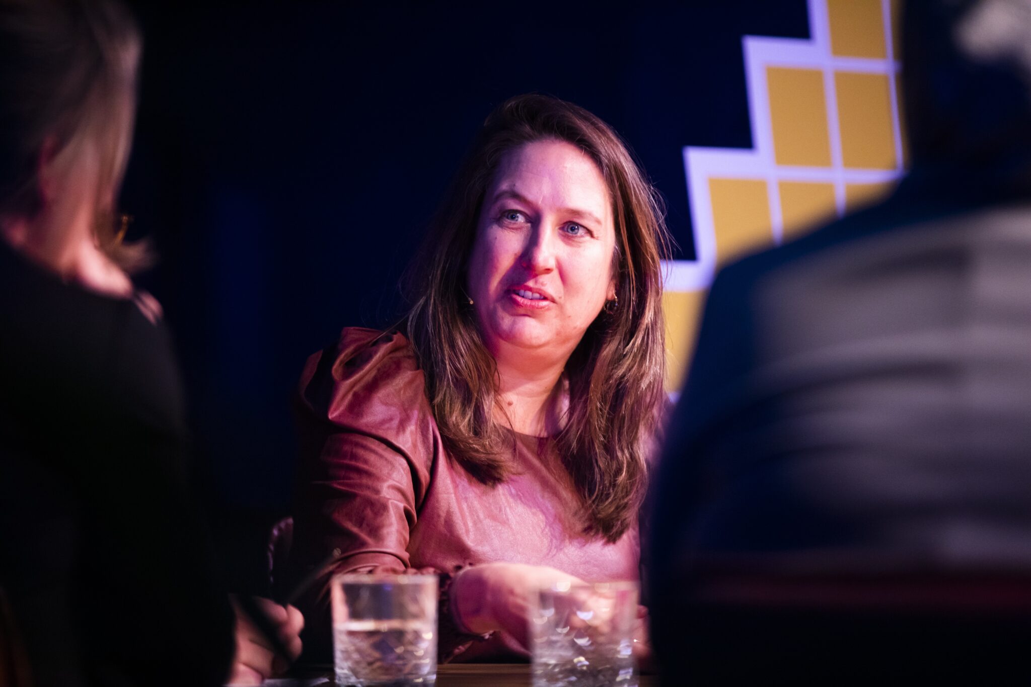 Amsterdam Labour leader mulls national party leadership - DutchNews.nl