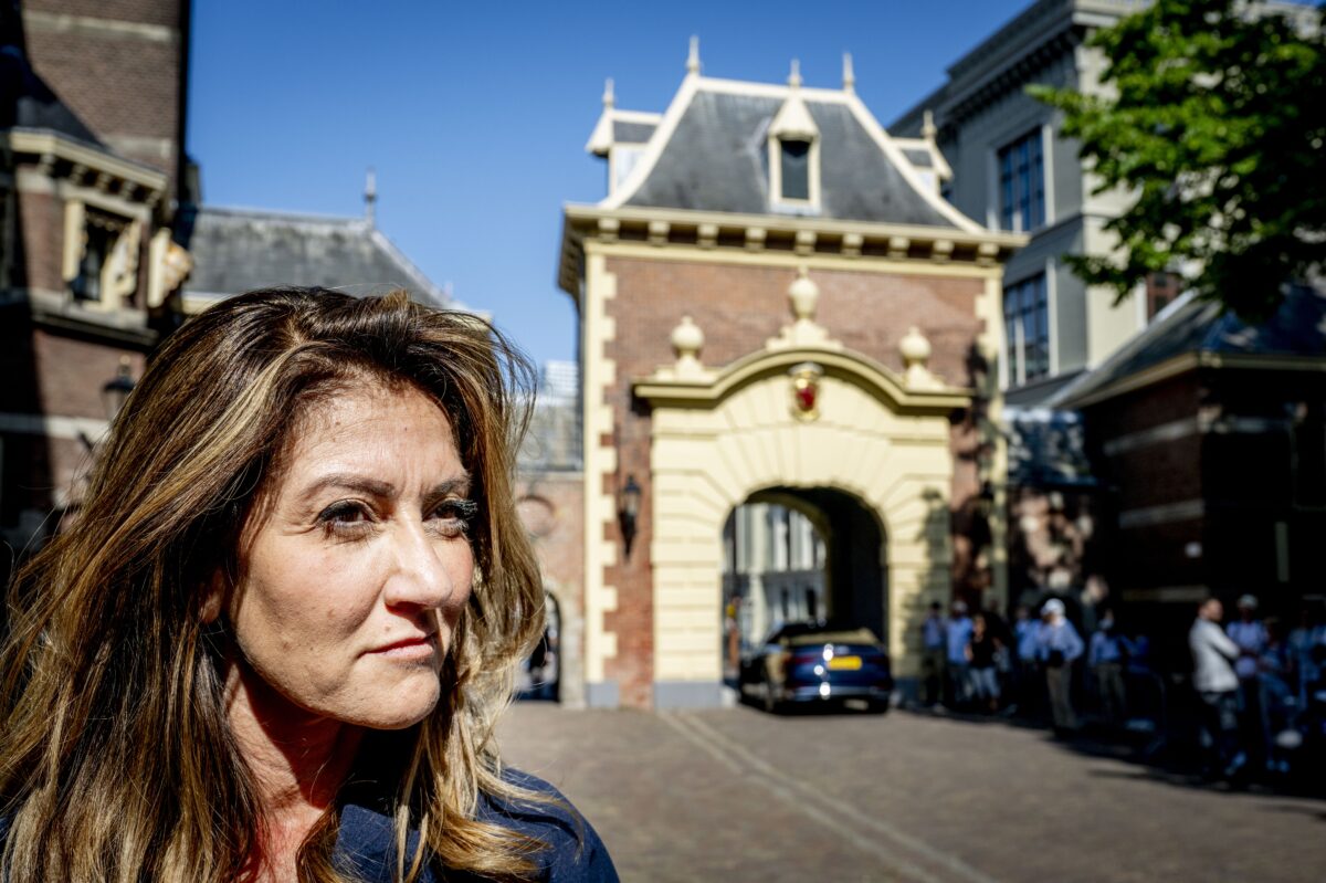 Justice minister Dilan Yeşilgöz sets sights on VVD leadership ...