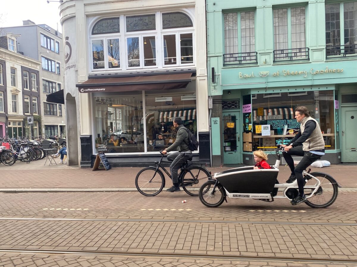 Rise of e-bikes threatens Amsterdam's status as cycling paradise ...