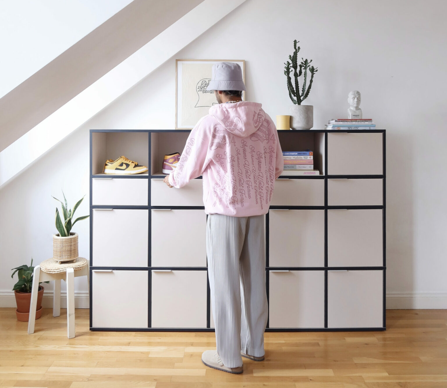 Is your Dutch home too small to store stuff? Here's the solution ...