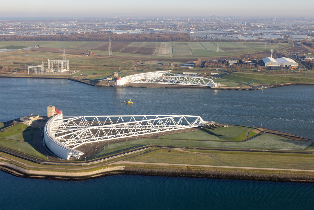 Rotterdam is mostly below sea level, but city feet stay dry - DutchNews.nl