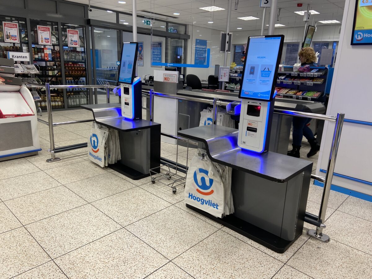 Self-scan checkouts are the new supermarket scourge - DutchNews.nl