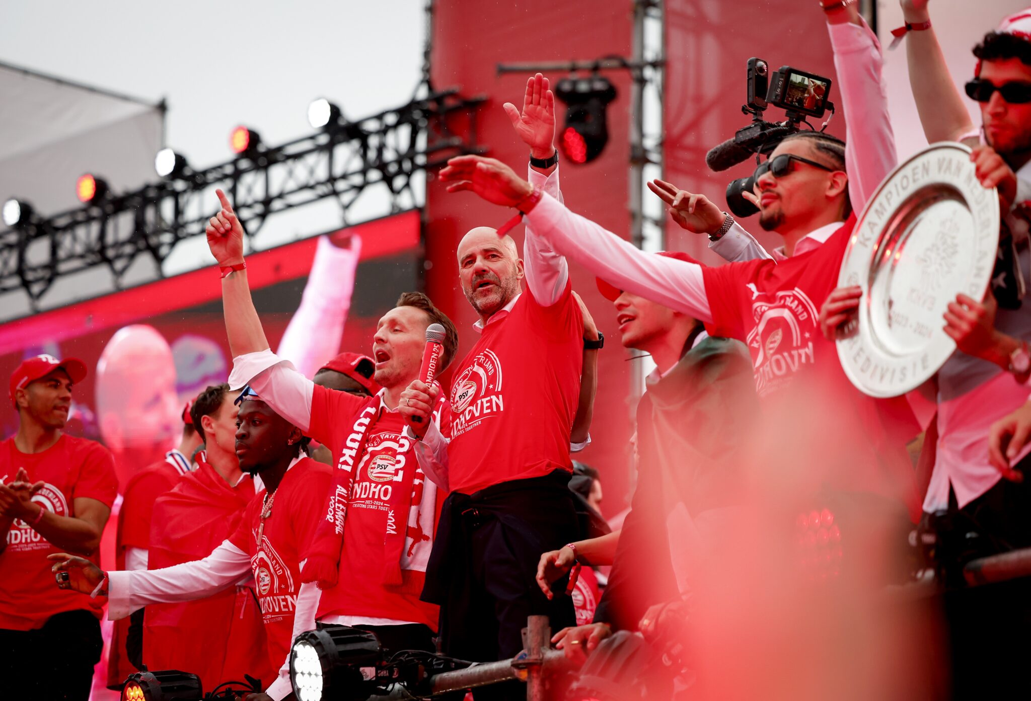 PSV fans pack town hall square to celebrate 25th league title ...