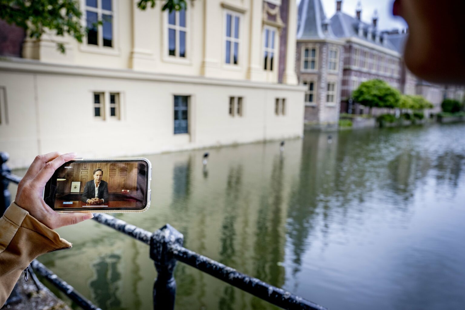 About us - DutchNews.nl