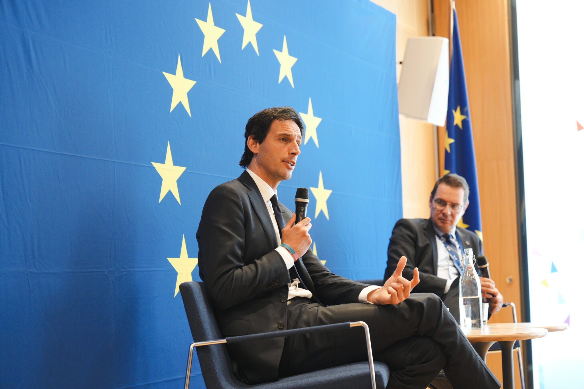 Hoekstra set to get EU's climate and clean growth portfolio - DutchNews.nl