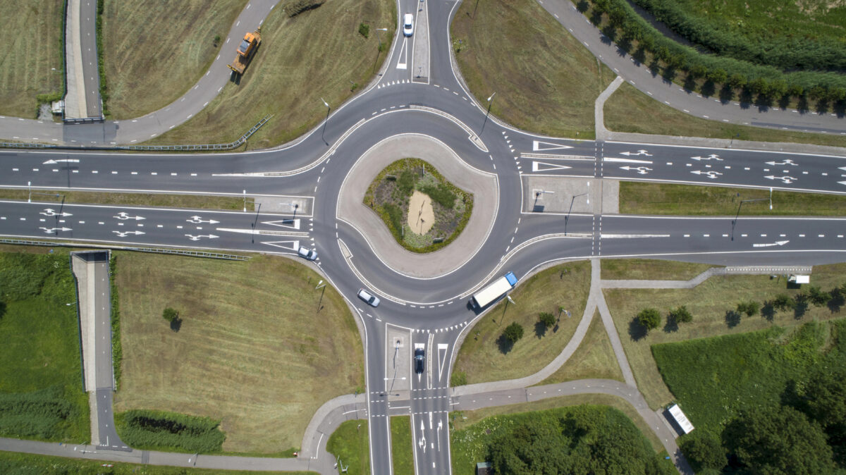 Going in circles: are Dutch roundabouts really that safe? - DutchNews.nl