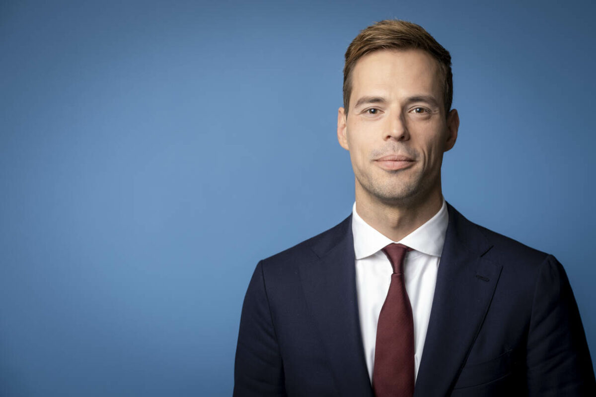 Learning Dutch to be central to new "integration" approach - DutchNews.nl