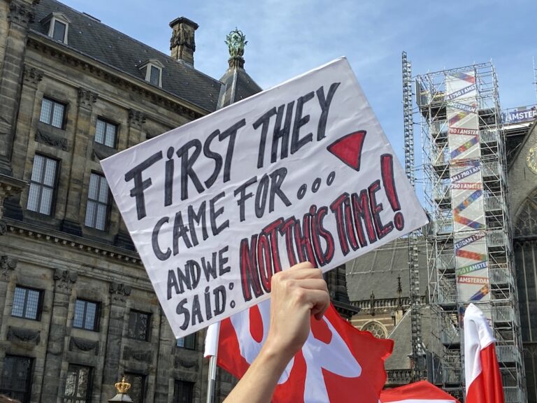 Thousands march through Amsterdam to protest racism and fascism ...