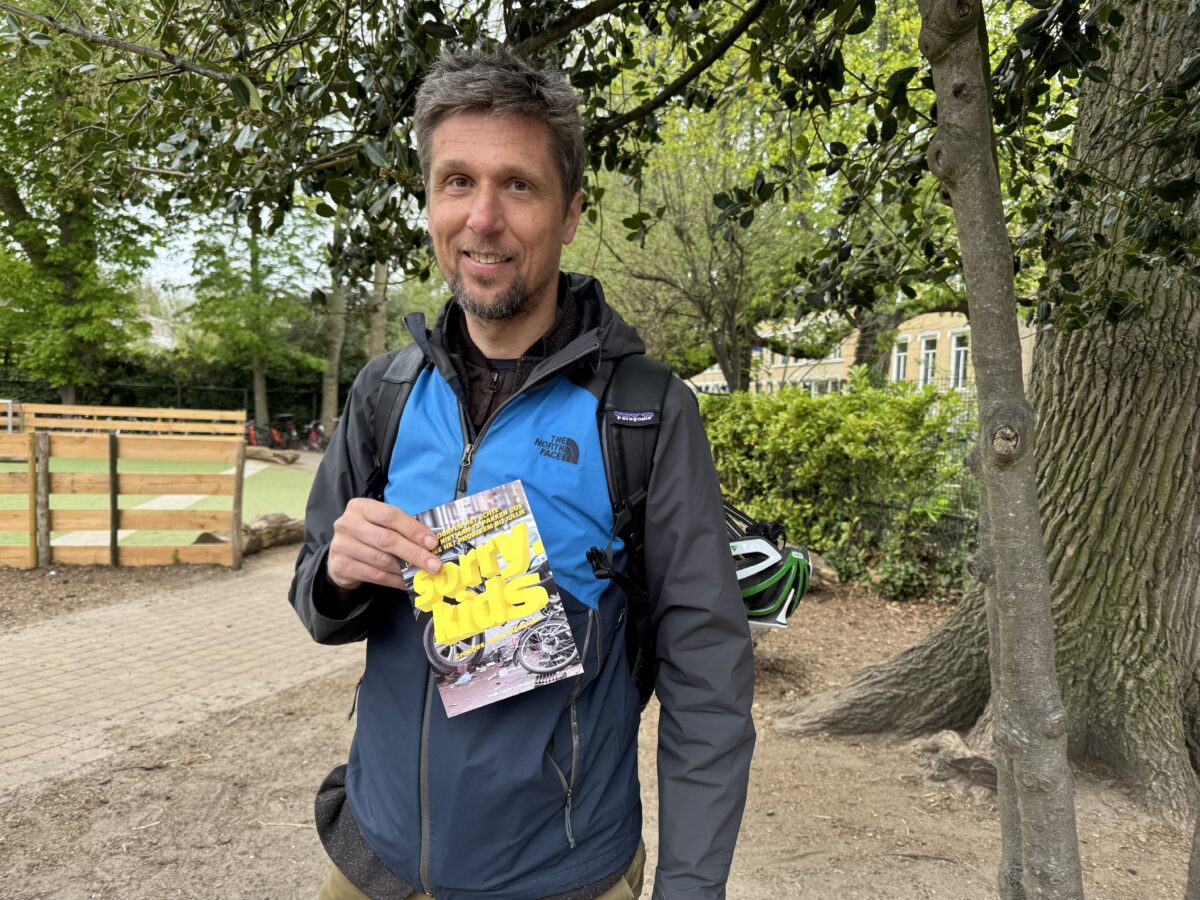 Day of the bike helmet: campaign starts with kids and protests ...