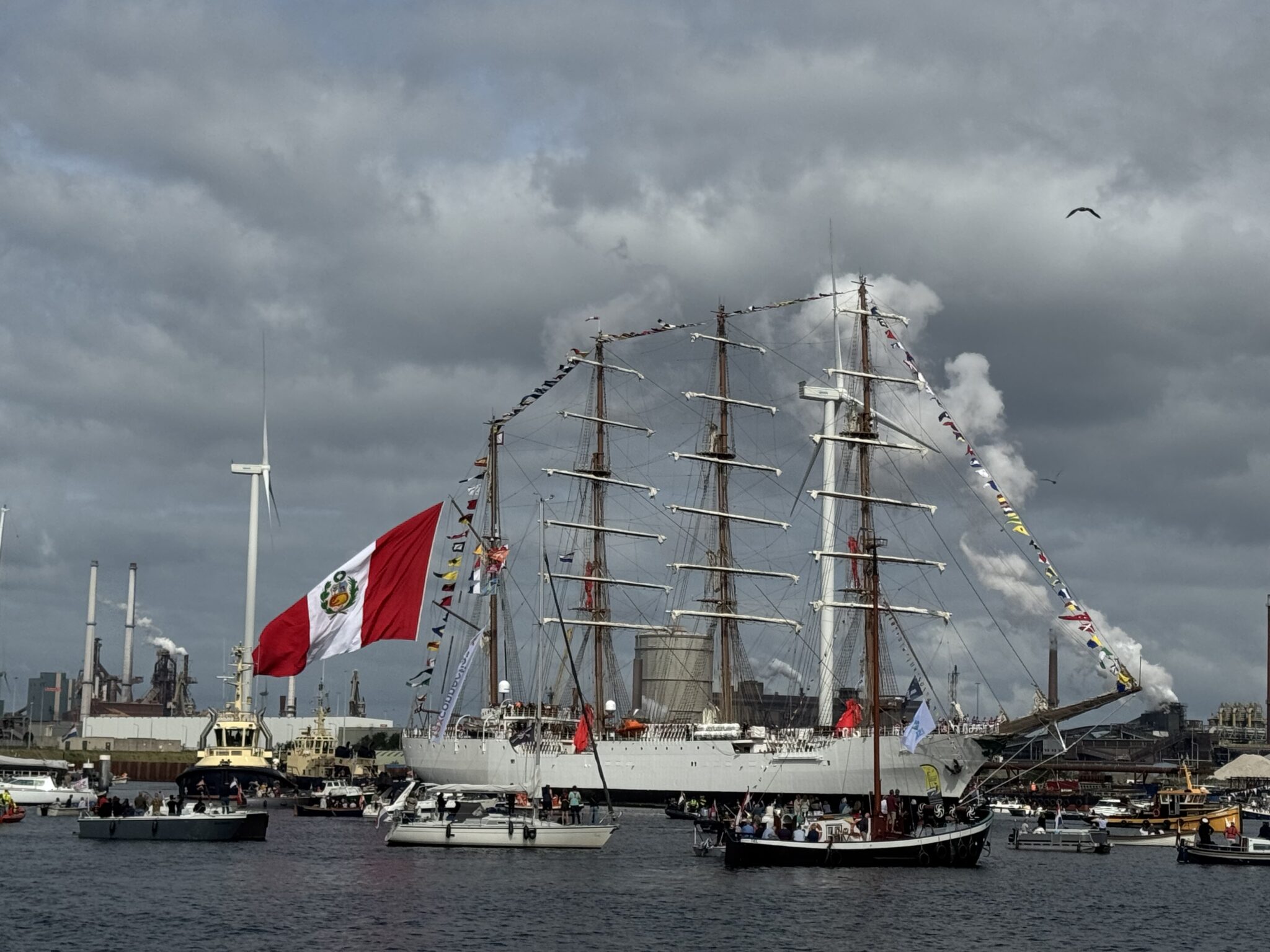 Sail festival of shipping heritage begins in Amsterdam - DutchNews.nl