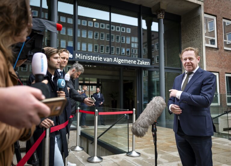 Schoof patches up Dutch cabinet after NSC leave nine empty seats ...