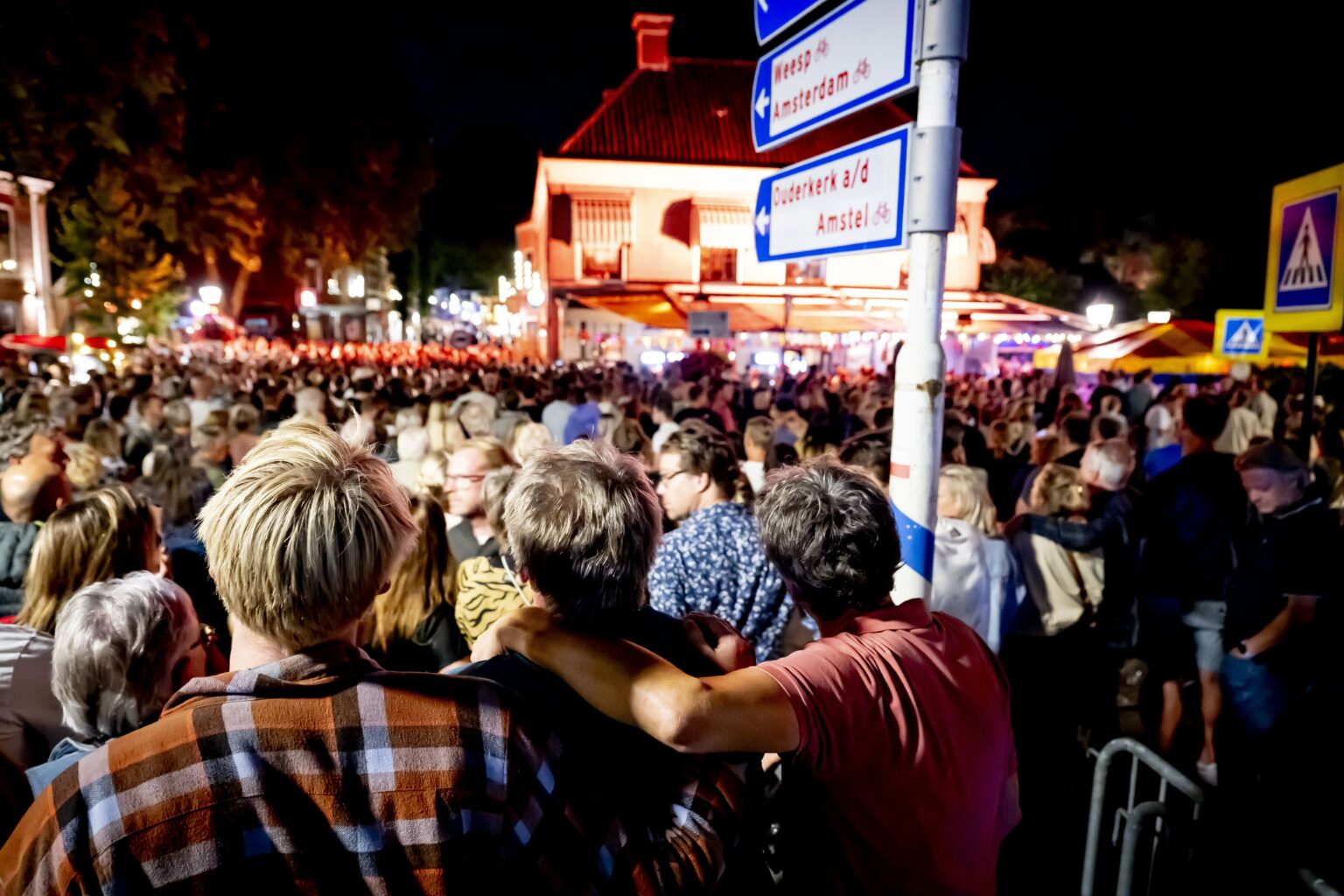 Buildings in Amsterdam lit up orange following murder of Lisa ...