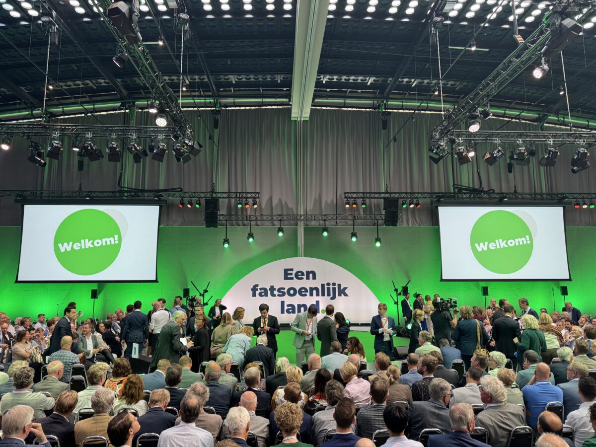 "Common decency" and grown-up government: CDA conference - DutchNews.nl