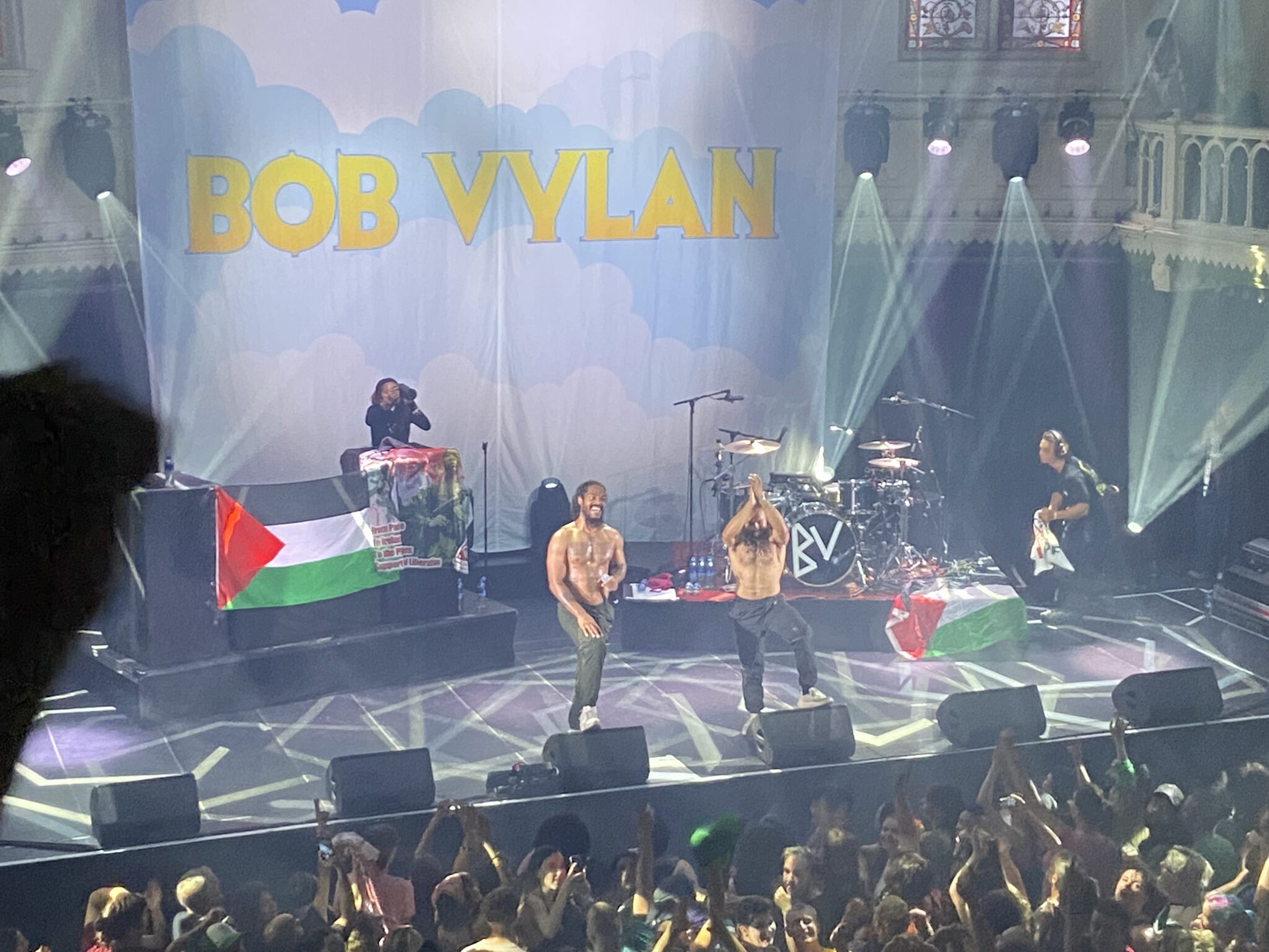 Bob Vylan won't face charges for Paradiso anti-Zionist comments ...