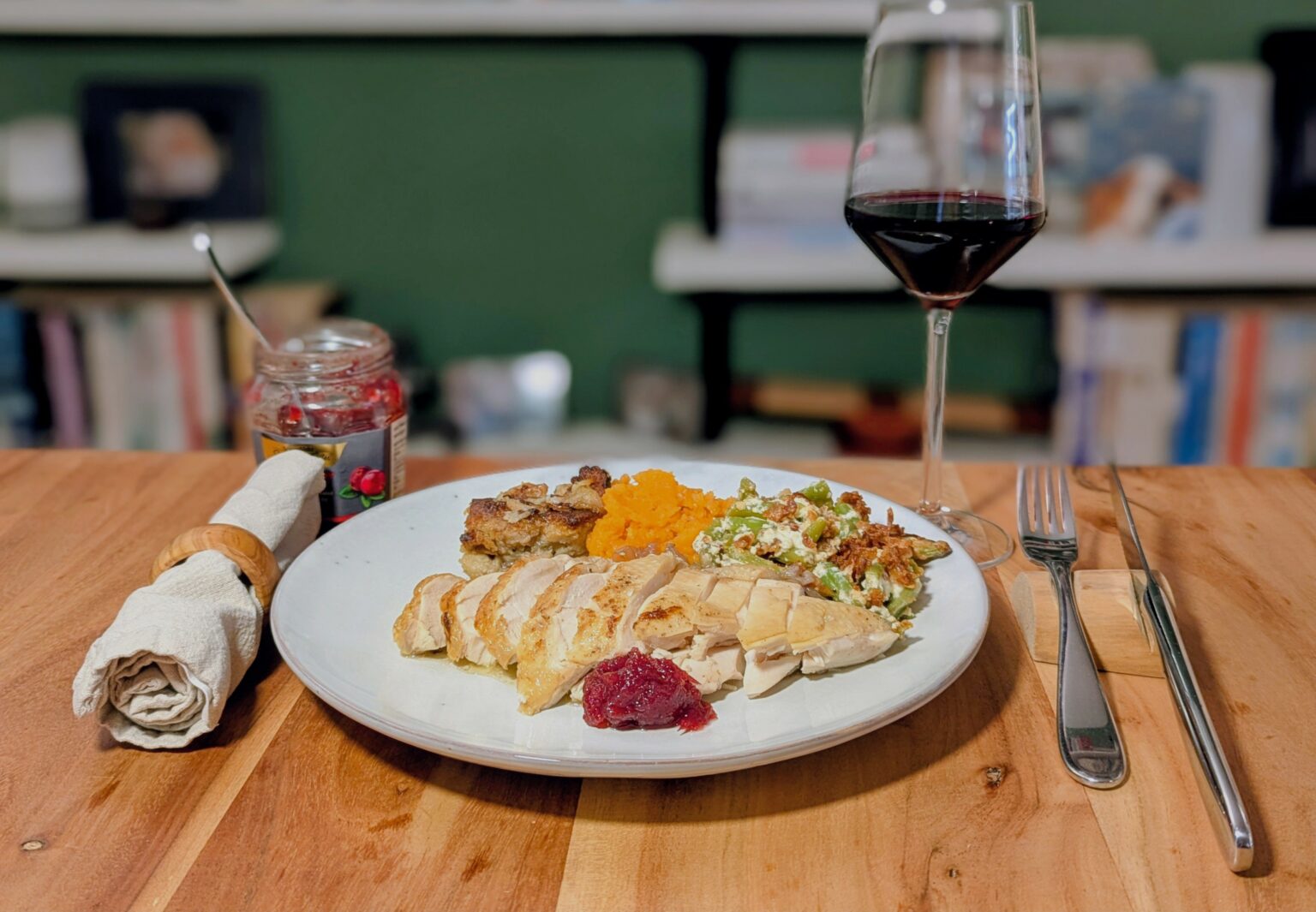 Wine Watch: Bottles fit for a Thanksgiving feast - DutchNews.nl