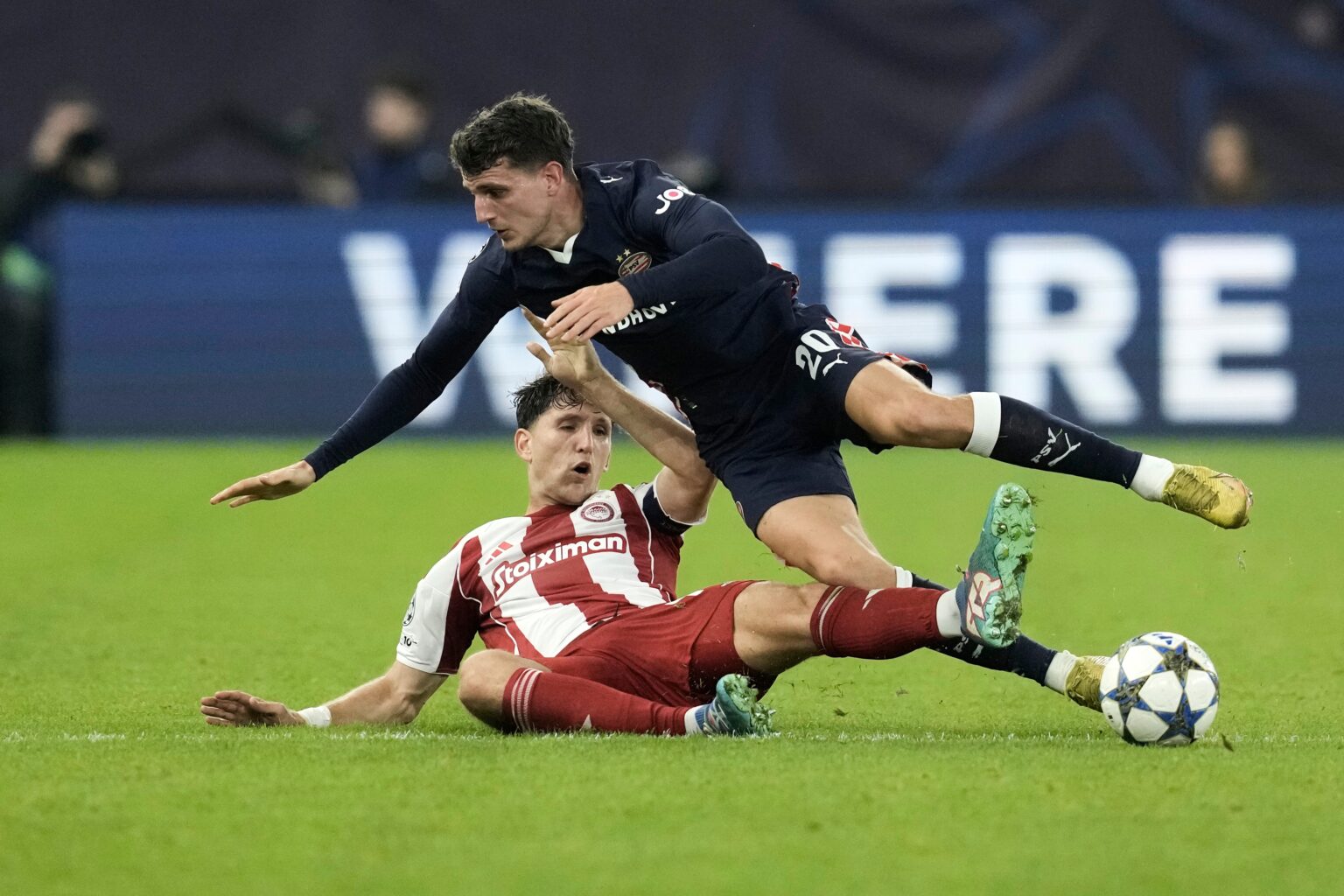 PSV scrape draw at Olympiacos to stay in Champions League hunt ...
