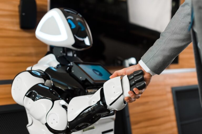 Experts call for billion-euro AI plan to keep NL competitive - DutchNews.nl