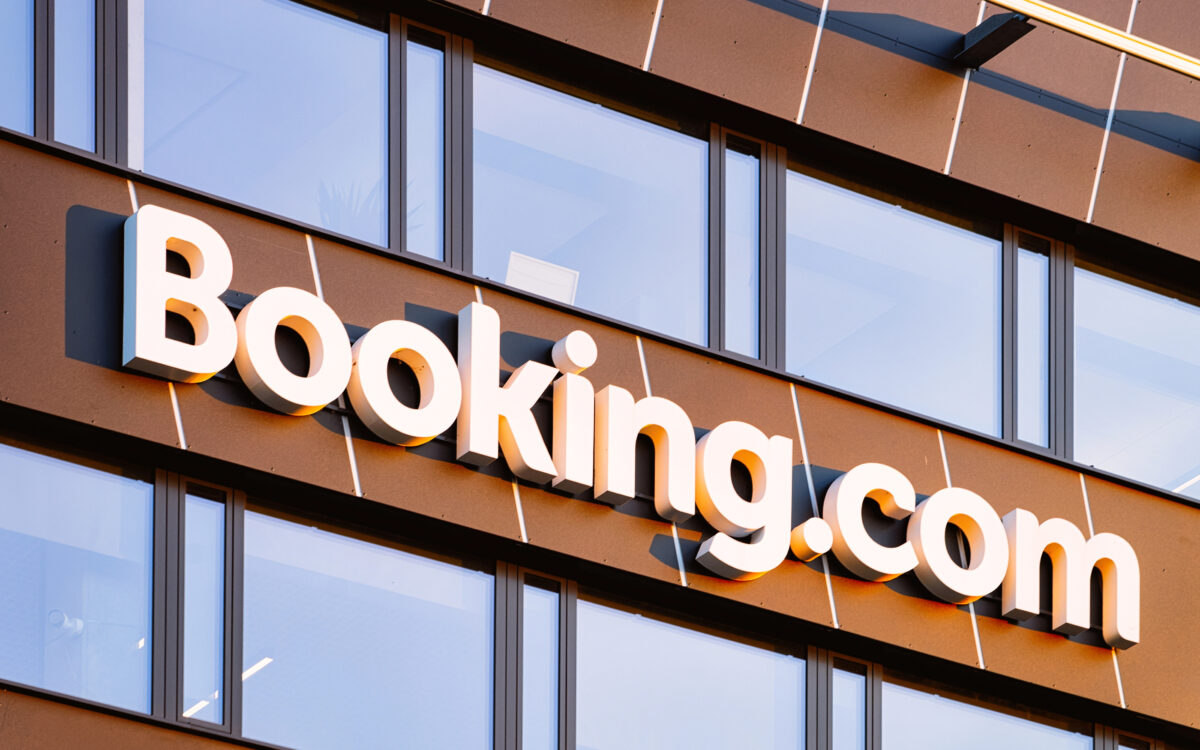 Booking.com warns customers after reservation data breach - DutchNews.nl