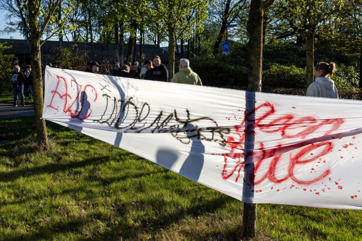 Police attacked with fireworks during latest anti-asylum protest ...