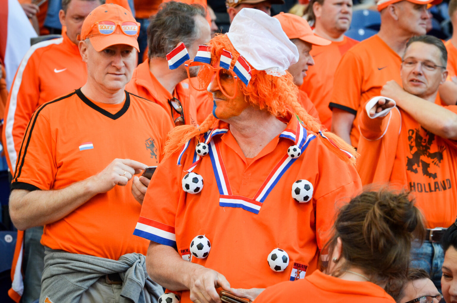 5,000 Dutch fans set to travel to World Cup next month - DutchNews.nl