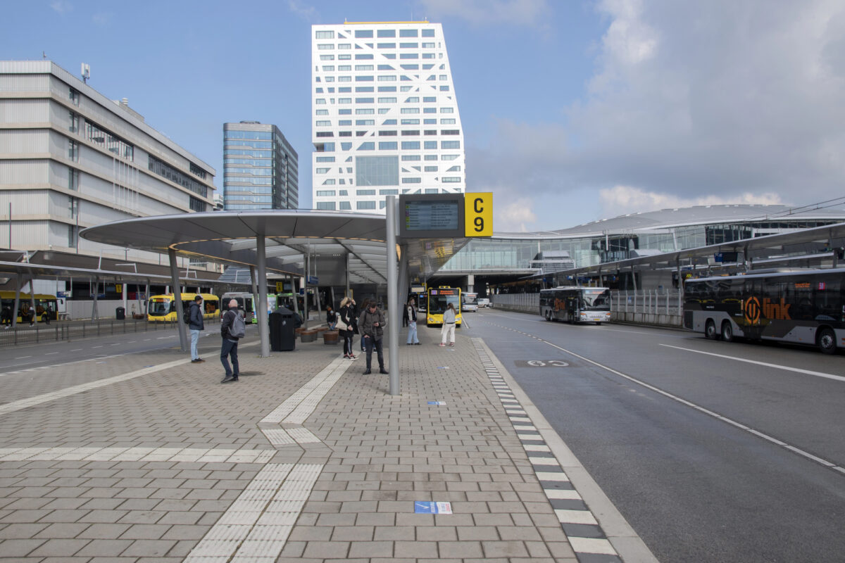 'Air France-KLM, PostNL and Imtech poised to leave blue-chip index ...