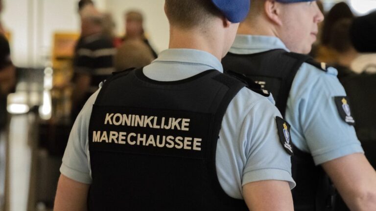 Turkey extradites brother of fugitive drugs baron Bolle Jos - DutchNews.nl